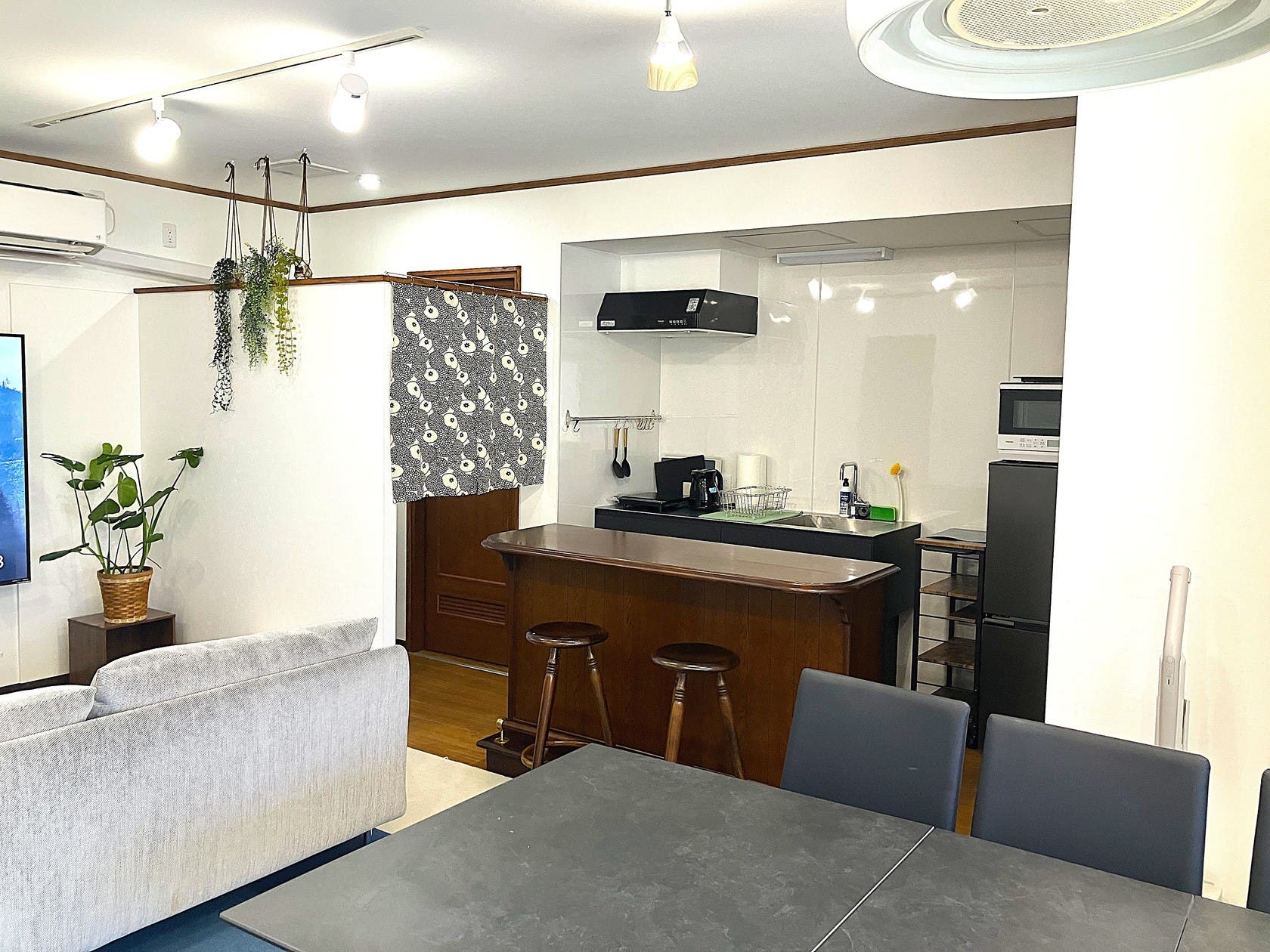 【オープン記念プラン】小田急鶴間駅徒歩3分🚉85インチ大型TV📺パーティー🎉スポーツ観戦⚽女子会🍧懇親会🍻の写真3