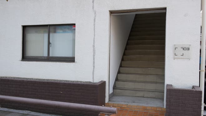 井荻駅徒歩10分【24H営業 プロカメラマン監修 100㎡超え撮影スタジオ】自然光|天井高3m以上|フローリングの写真6