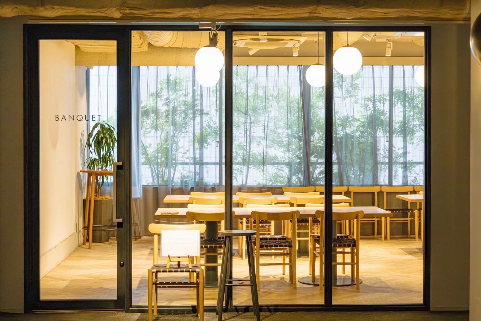 MORETHAN BANQUET ~ホテルTHE KNOT 内イベントスペース～ 　※※ランチMTG実施可能※※の写真1