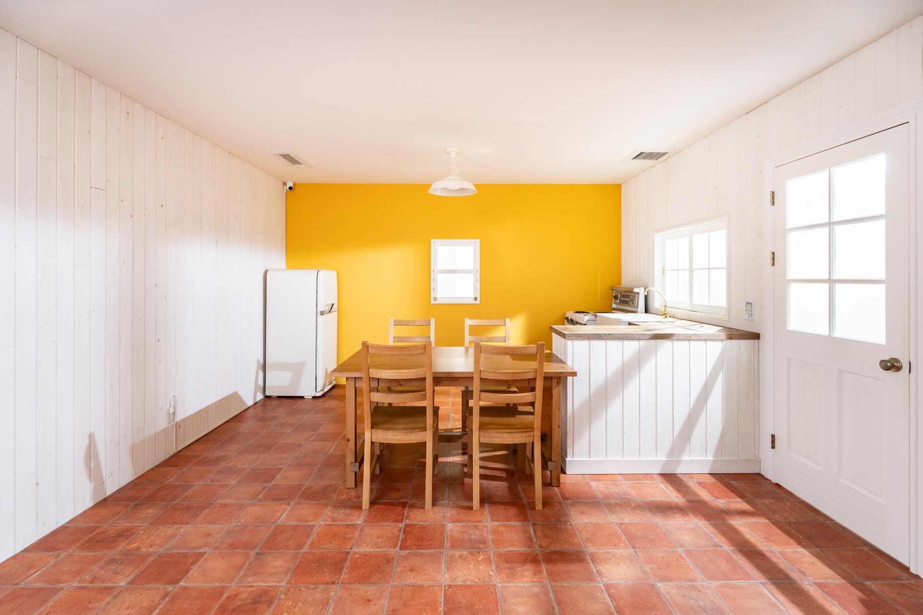 新宿駅から徒歩５分　多彩な空間で理想の撮影を一度に　全フロア個性派撮影スタジオ（二番街通りビル）の写真14