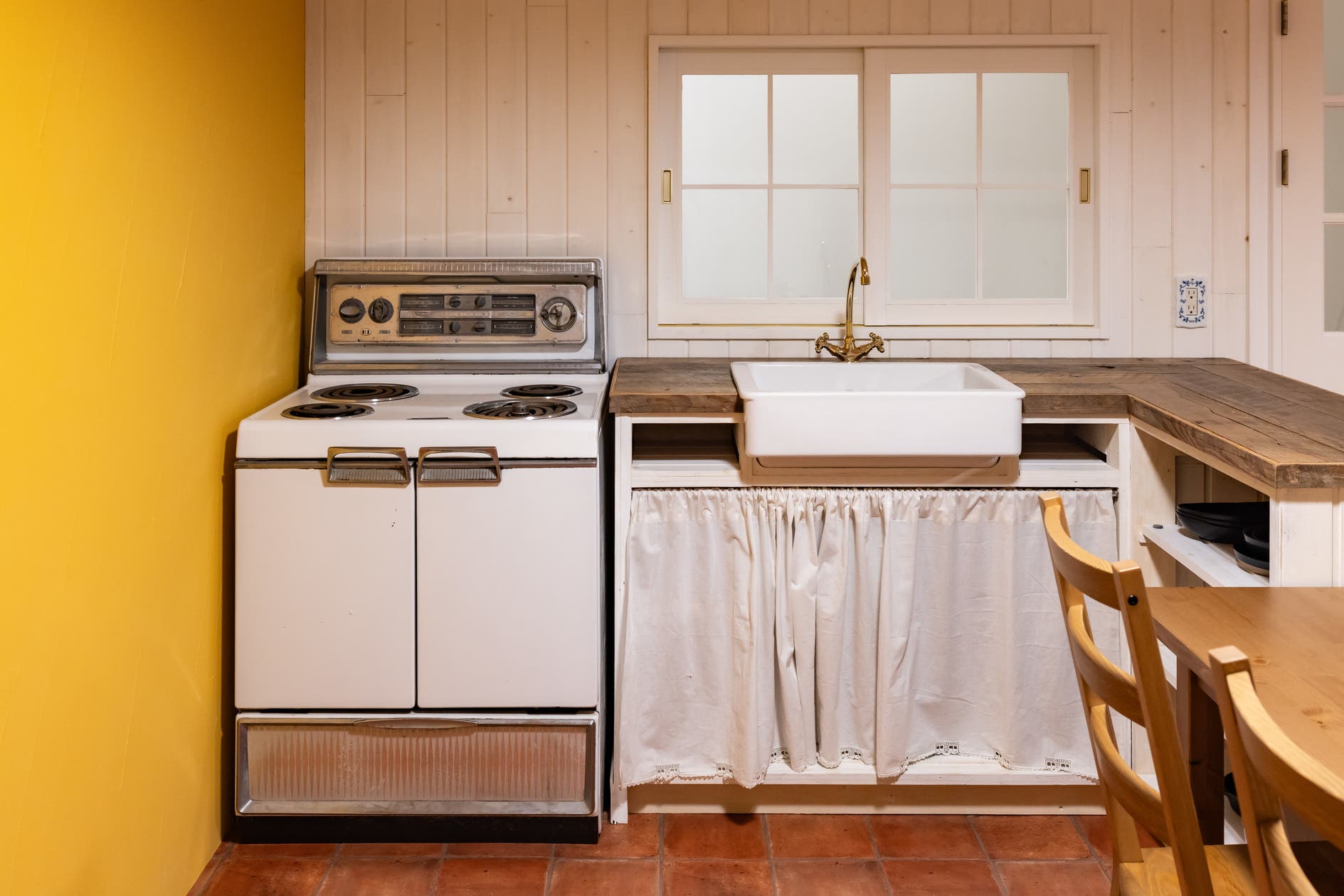 新宿駅から徒歩５分　多彩な空間で理想の撮影を一度に　全フロア個性派撮影スタジオ（二番街通りビル）の写真15