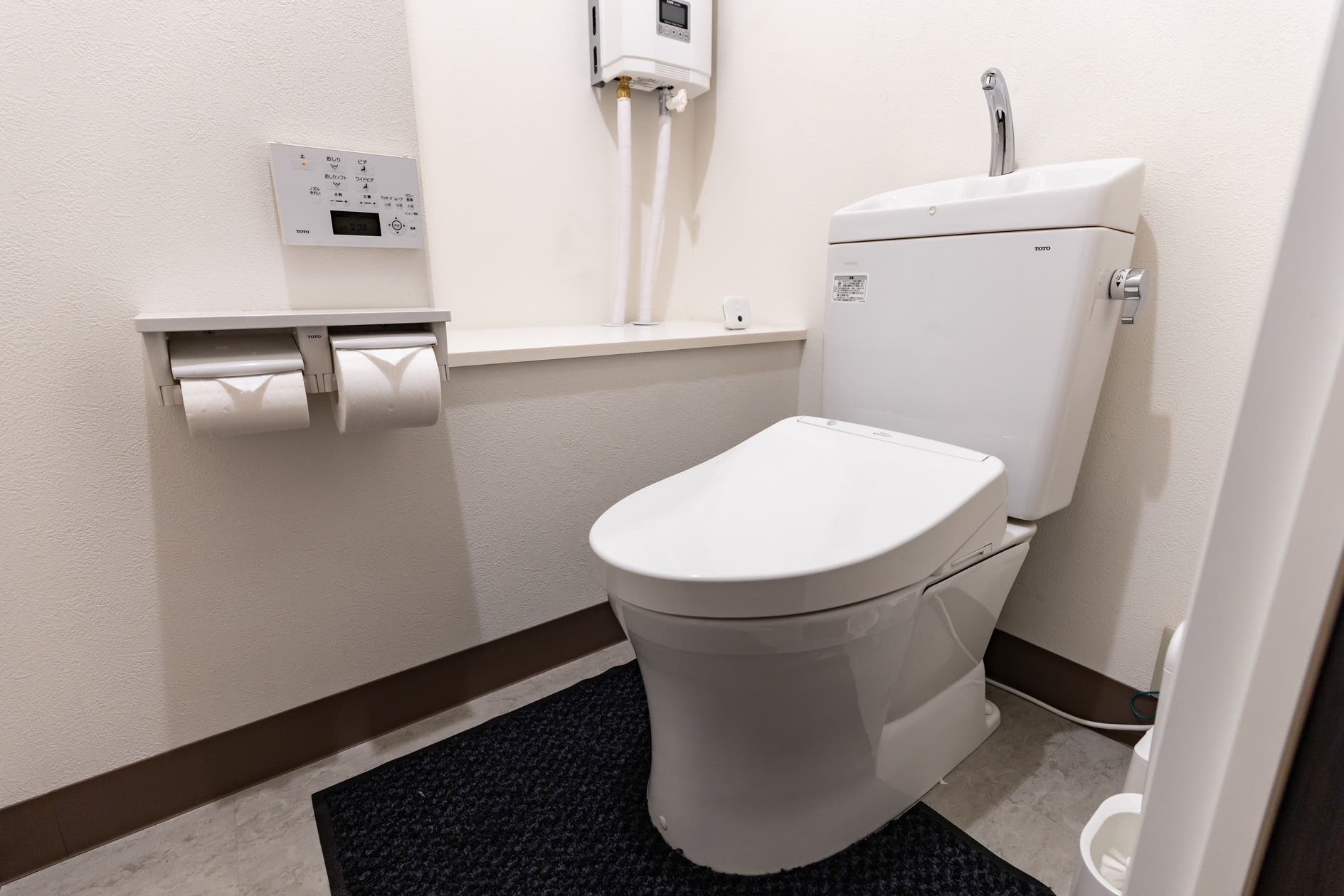 新宿駅から徒歩５分　多彩な空間で理想の撮影を一度に　全フロア個性派撮影スタジオ（二番街通りビル）の写真27