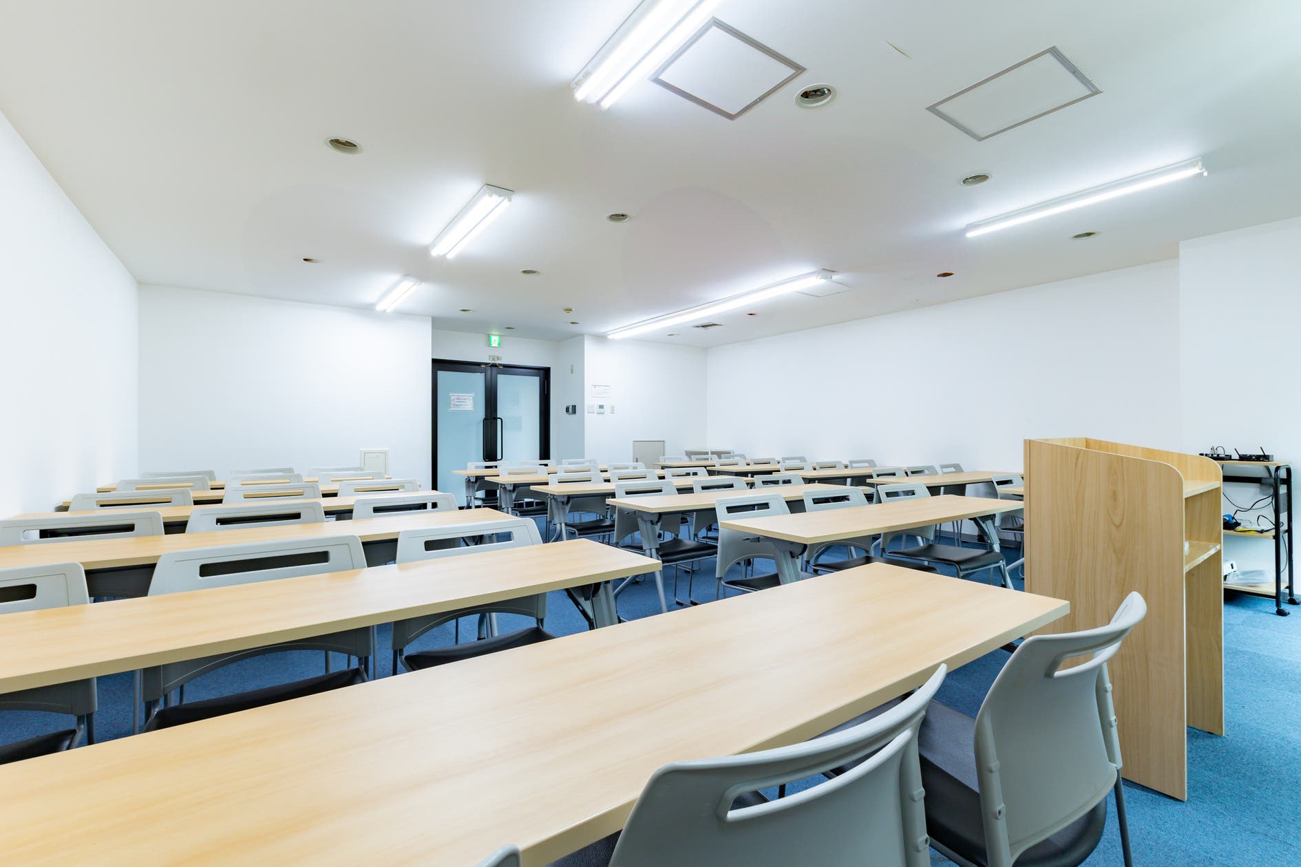 【五反田駅徒歩4分☆50名収容】駅チカ無料Wi-Fi/会議研修セミナー交流会・朝活の写真5