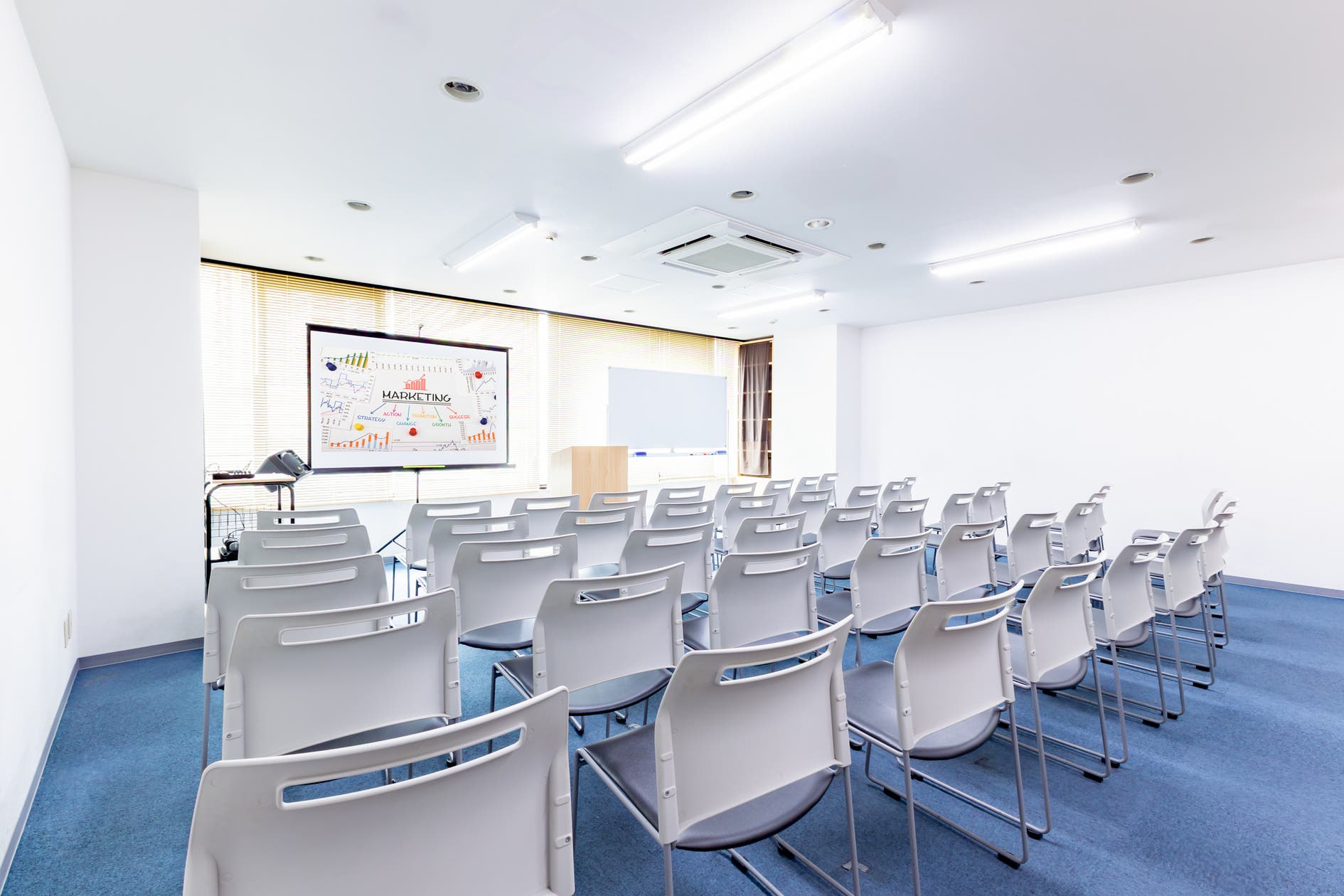 【五反田駅徒歩4分☆50名収容】駅チカ無料Wi-Fi/会議研修セミナー交流会・朝活の写真7