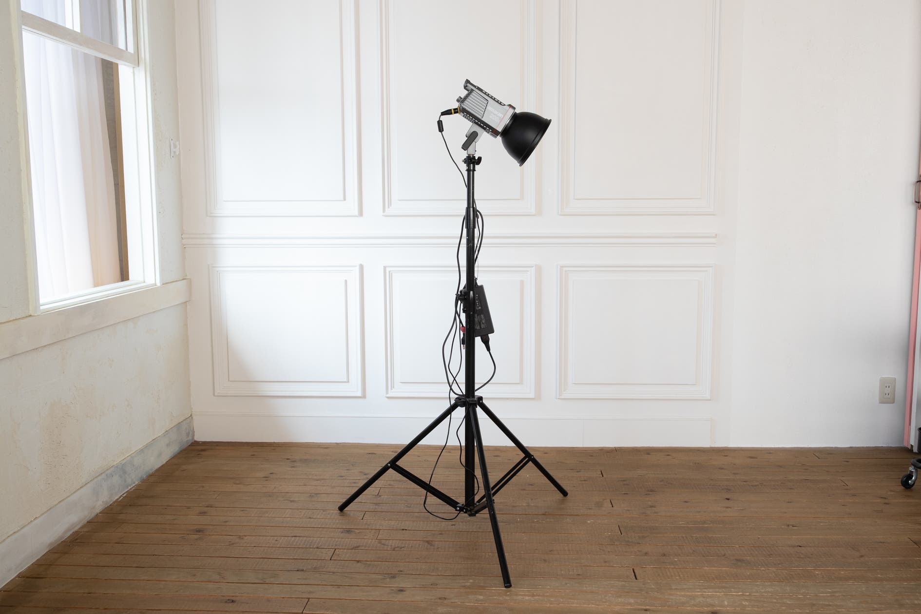 井荻駅徒歩10分【24H営業　プロカメラマン監修　100㎡超え撮影スタジオ】自然光｜天井高3m以上｜フローリングの写真21