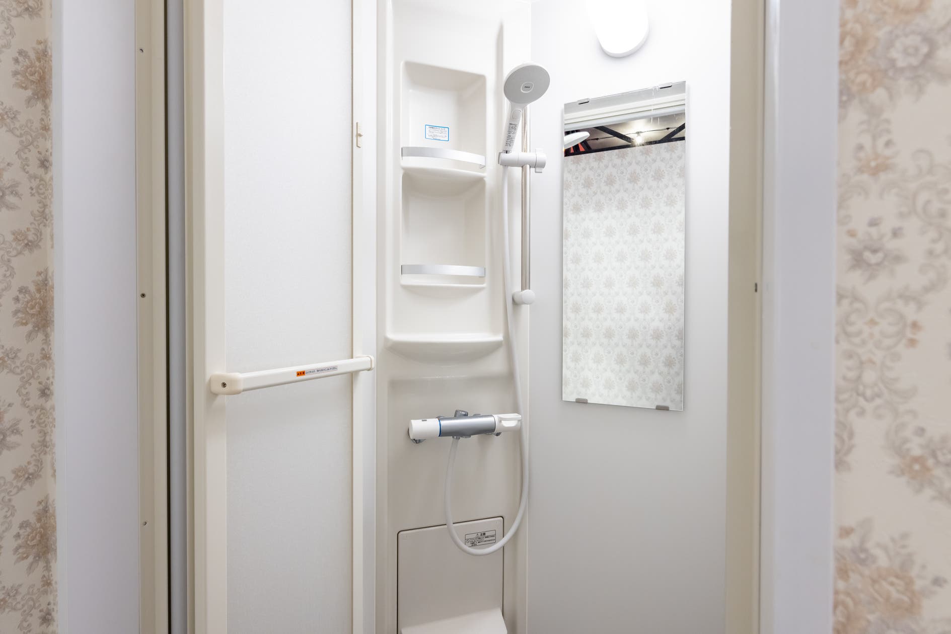 ２Ｆシャワールームレンタル（オプションのみのご利用はできません）の画像1