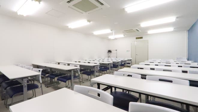 【JR博多駅東5出口徒歩15秒!筑紫口徒歩1分!51名】55型大型モニター・WiFi無料!ふれあい貸し会議室 博多No96の写真5