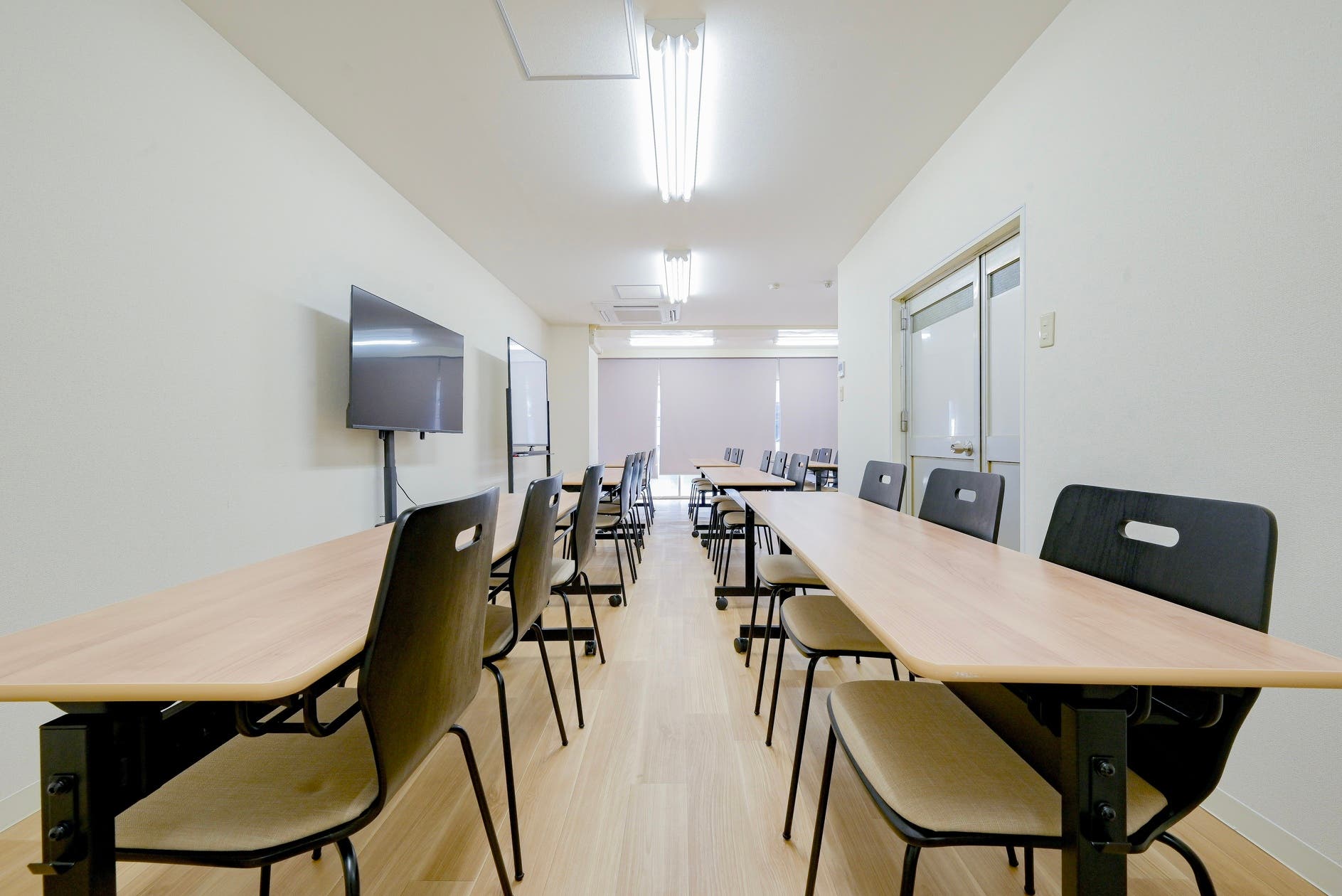 【駅近/金山駅 徒歩4分】最大23名/Wi-Fi/モニター有/ボードゲーム/ビジネスに最適/セミナー/会議の写真5