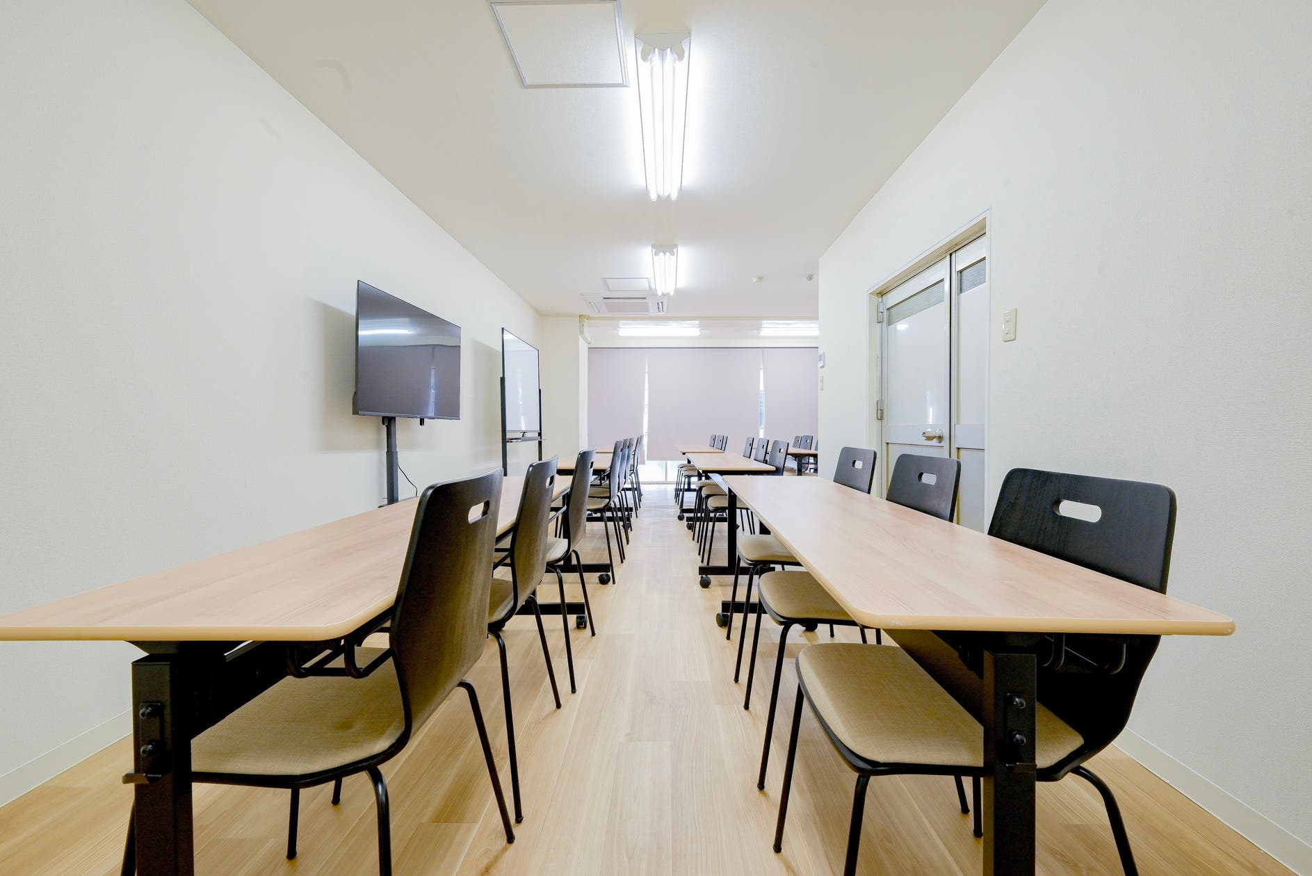 【駅近/金山駅 徒歩4分】最大23名/Wi-Fi/モニター有/ボードゲーム/ビジネスに最適/セミナー/会議の写真9