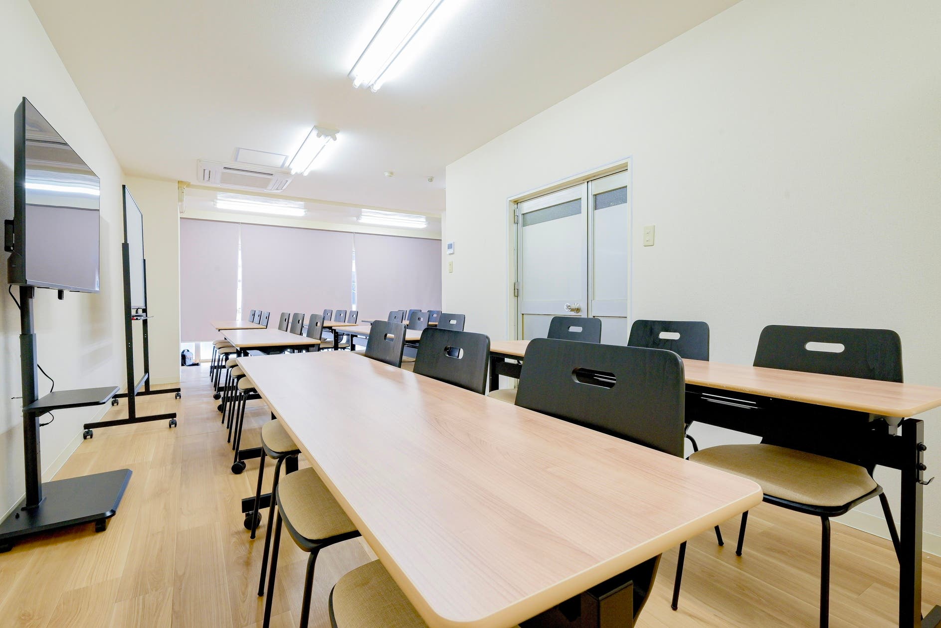 【駅近/金山駅 徒歩4分】最大23名/Wi-Fi/モニター有/ボードゲーム/ビジネスに最適/セミナー/会議の写真8