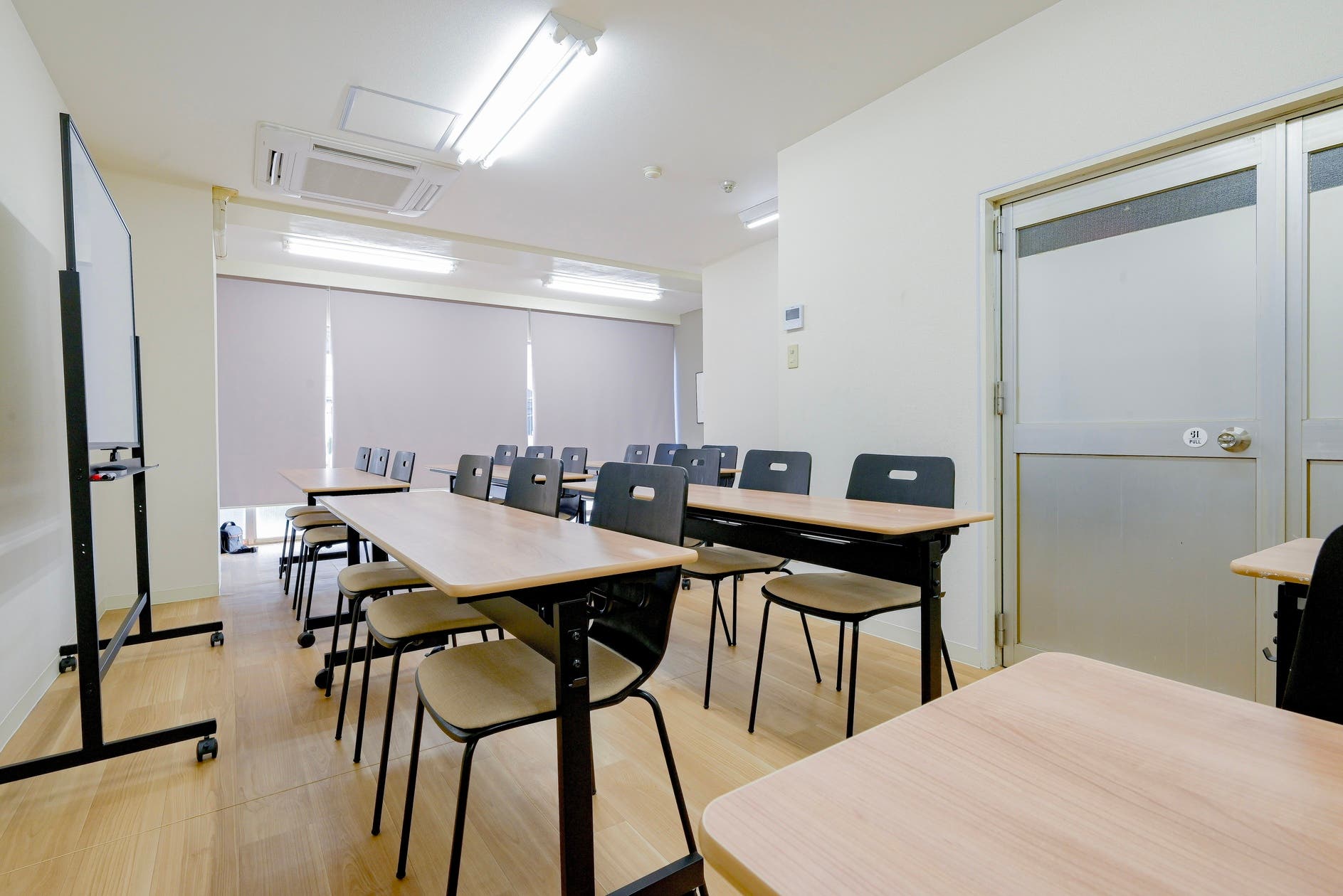 【駅近/金山駅 徒歩4分】最大23名/Wi-Fi/モニター有/ボードゲーム/ビジネスに最適/セミナー/会議の写真6