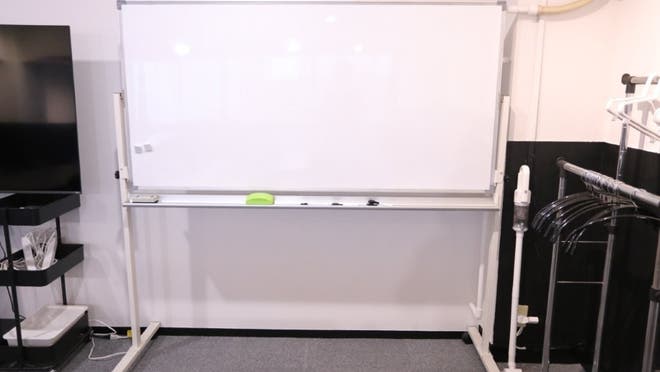 神田駅徒歩1分!セミナー・懇親会・会議!広々ゆったり!の写真14