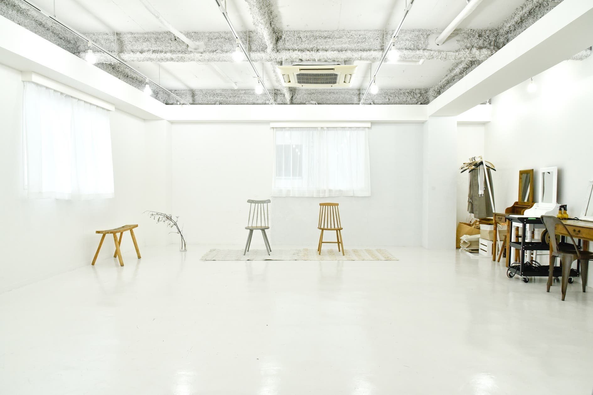 JR三宮駅、阪急神戸三宮駅、阪神元町駅から徒歩５分！自然光が入る真っ白なスペース！の写真7