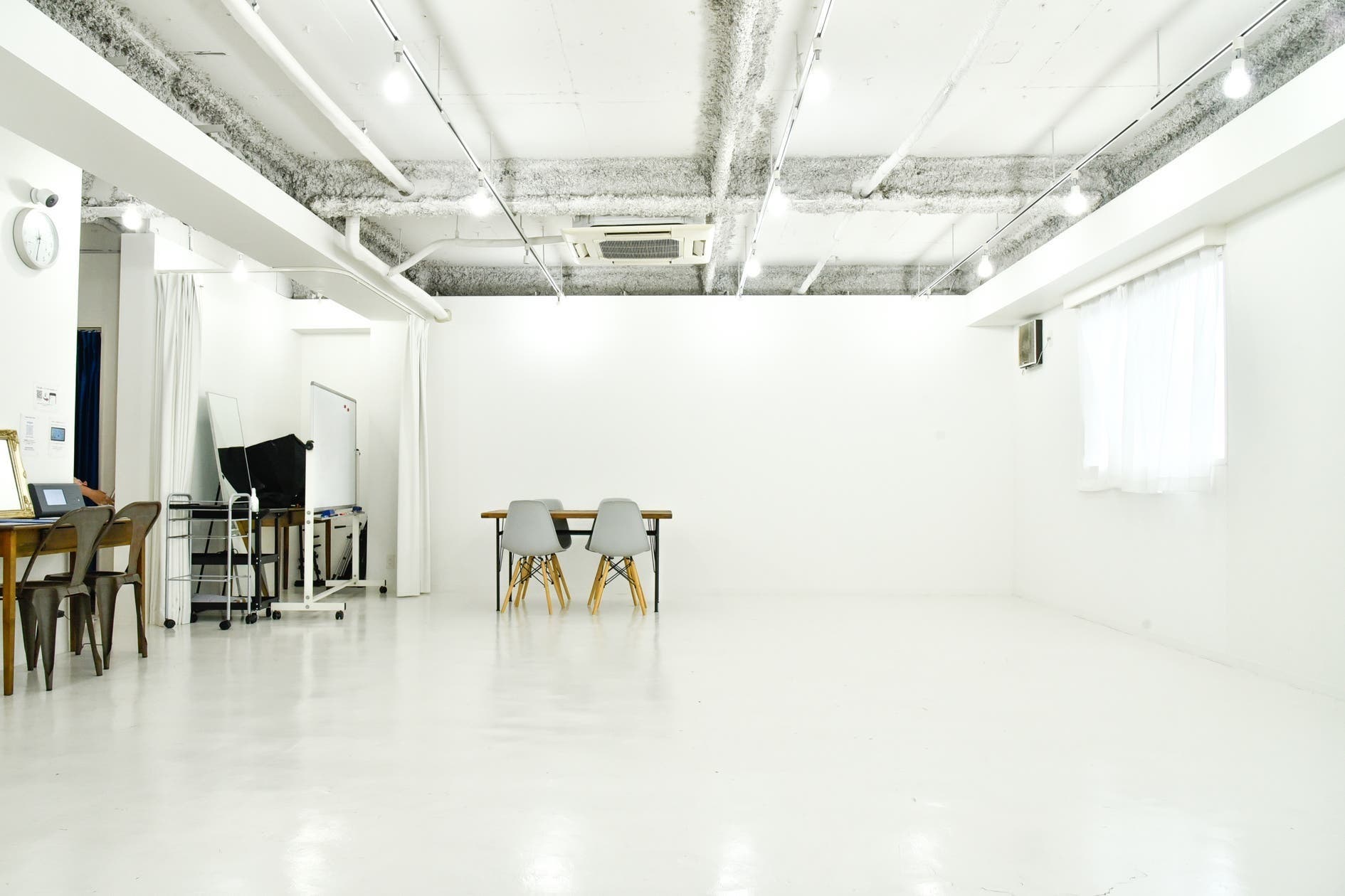 JR三宮駅、阪急神戸三宮駅、阪神元町駅から徒歩５分！自然光が入る真っ白なスペース！の写真8