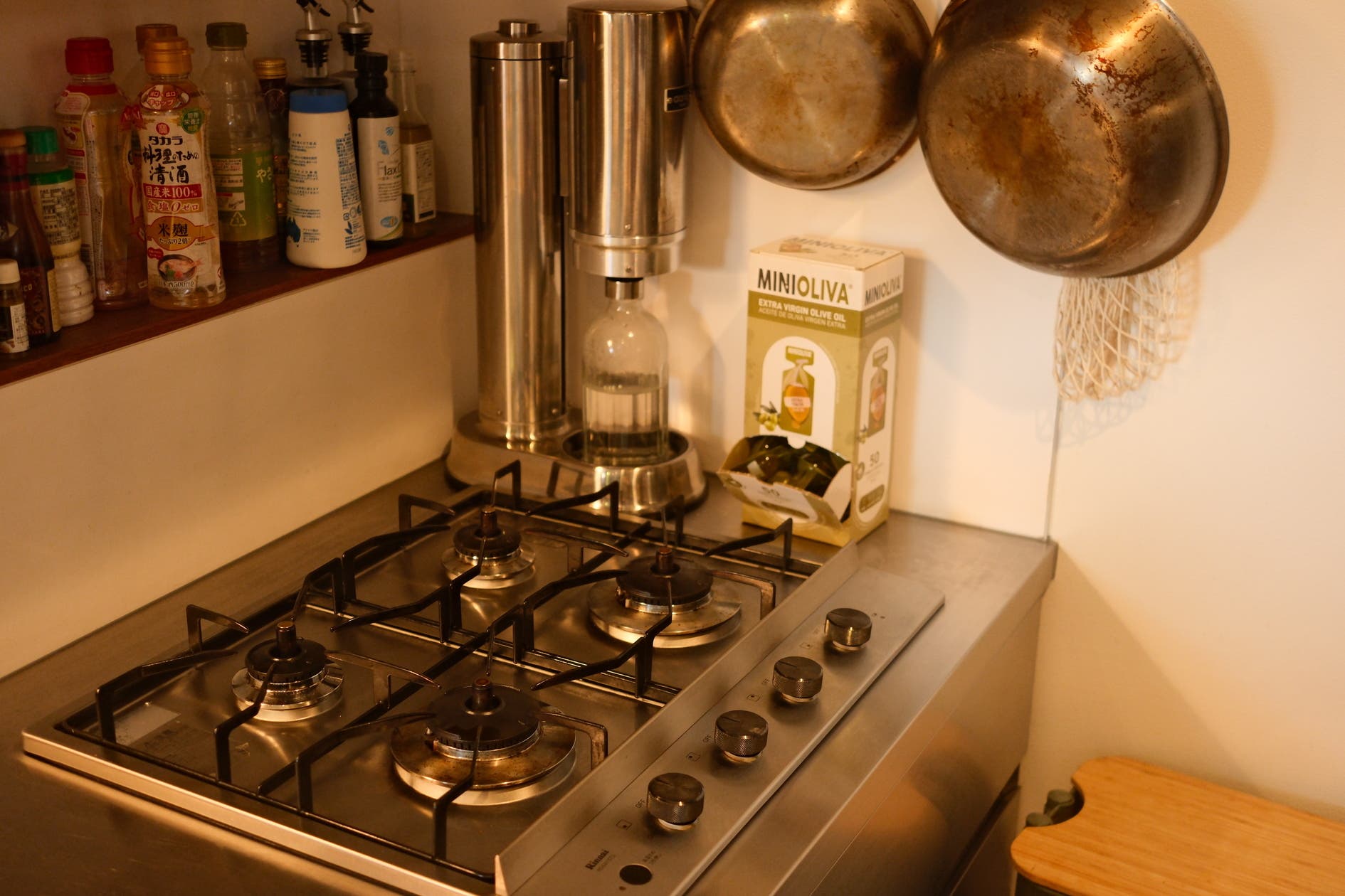 清澄白河駅から7分。酒屋付き住宅のリビングスペース。の写真18