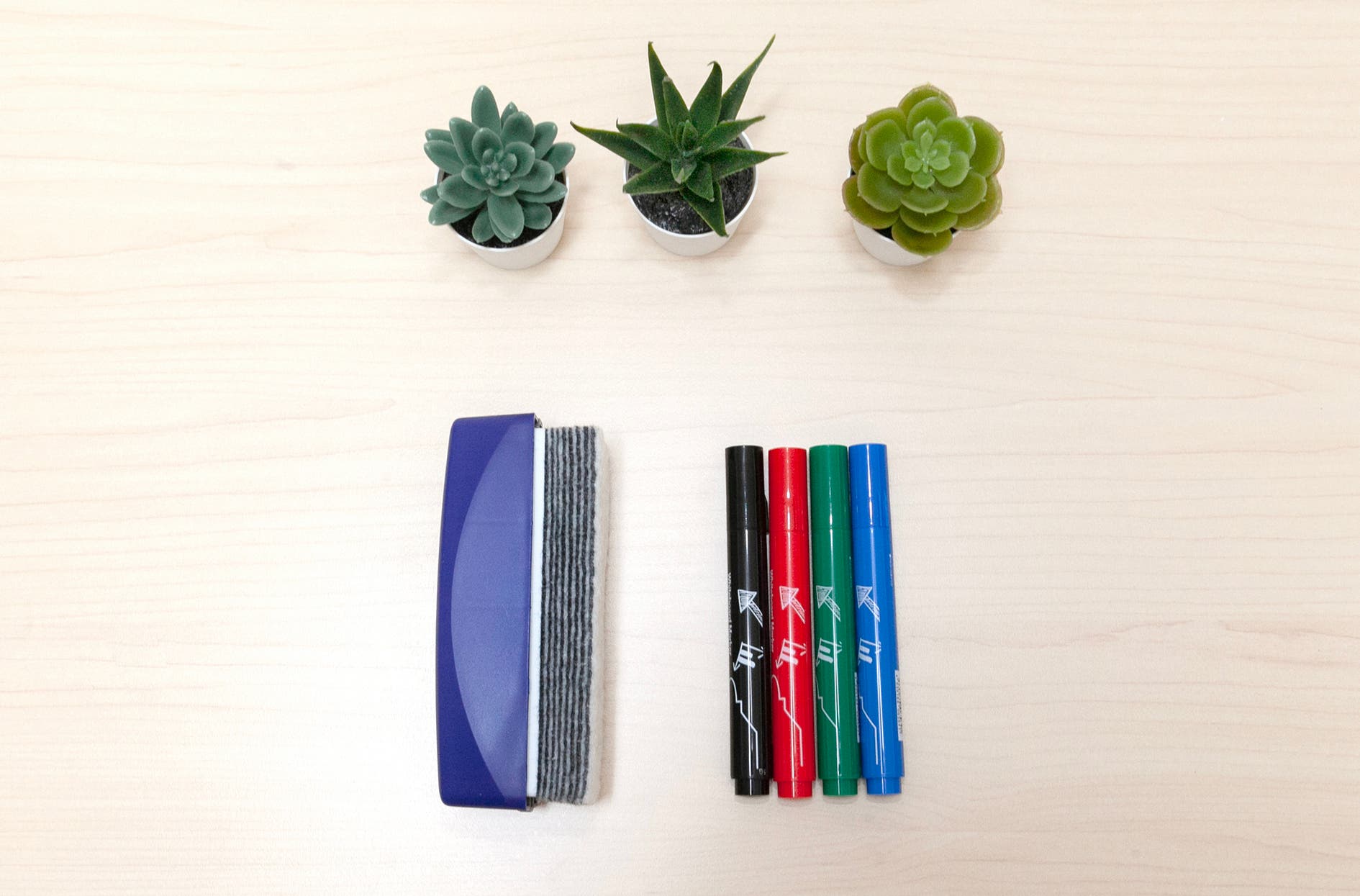 飯田橋2号店【即予約可・高速度WiFi・除菌完備】各種教室、会議、商談、面接、研修、撮影、ボドゲ、自習等に最適な個室スペースの写真22