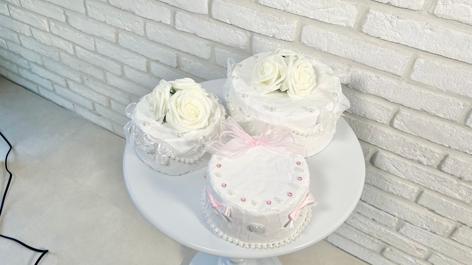 【クリスマスモード🎅2ショット分追加✨】最寄駅からの徒歩２分💘白レンガの壁｜白家具｜姫家具｜生誕祭・誕生会｜コスプレ｜女子会の写真11