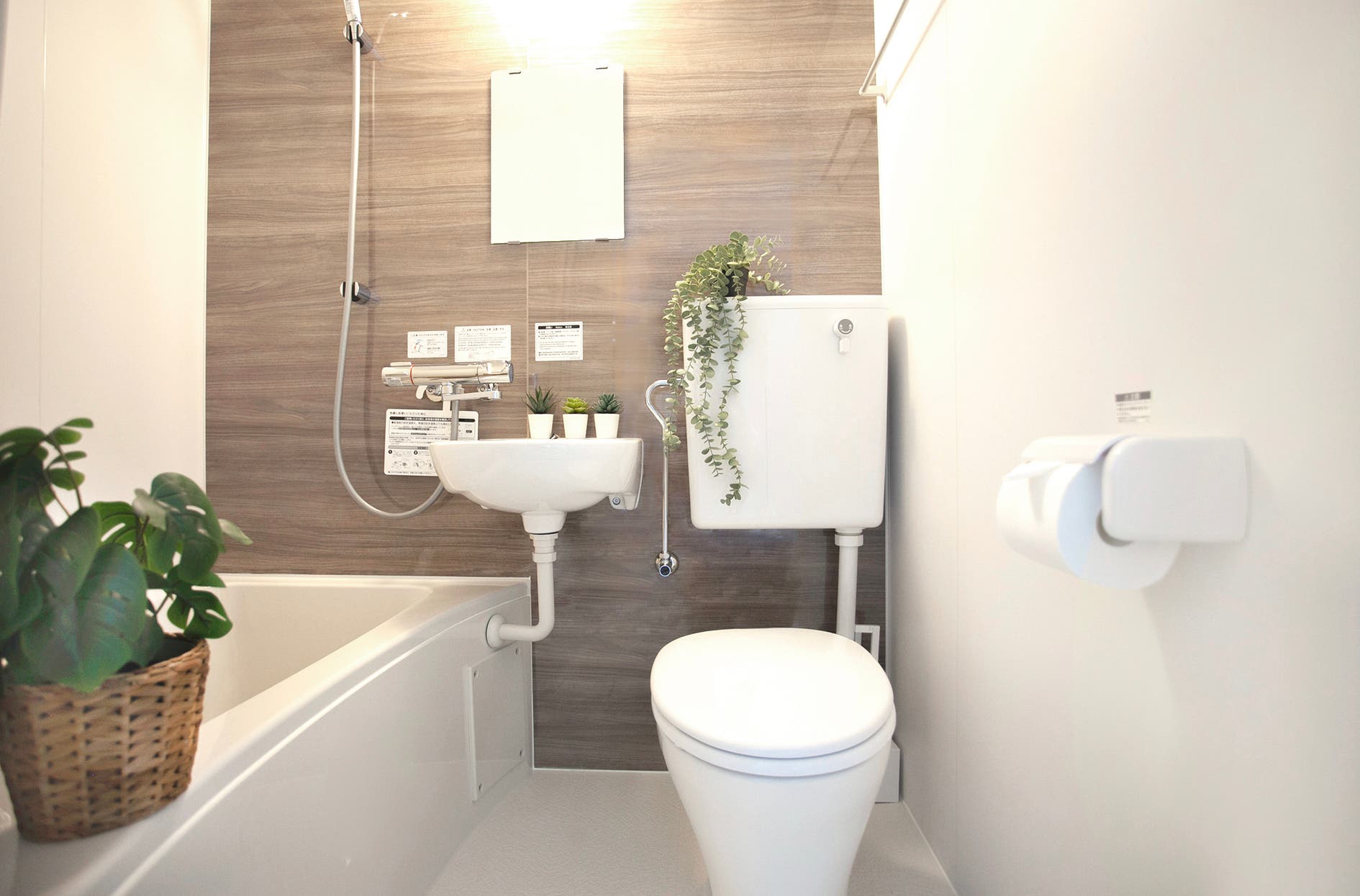 飯田橋2号店【即予約可・高速度WiFi・除菌完備】各種教室、会議、商談、面接、研修、撮影、ボドゲ、自習等に最適な個室スペースの写真19