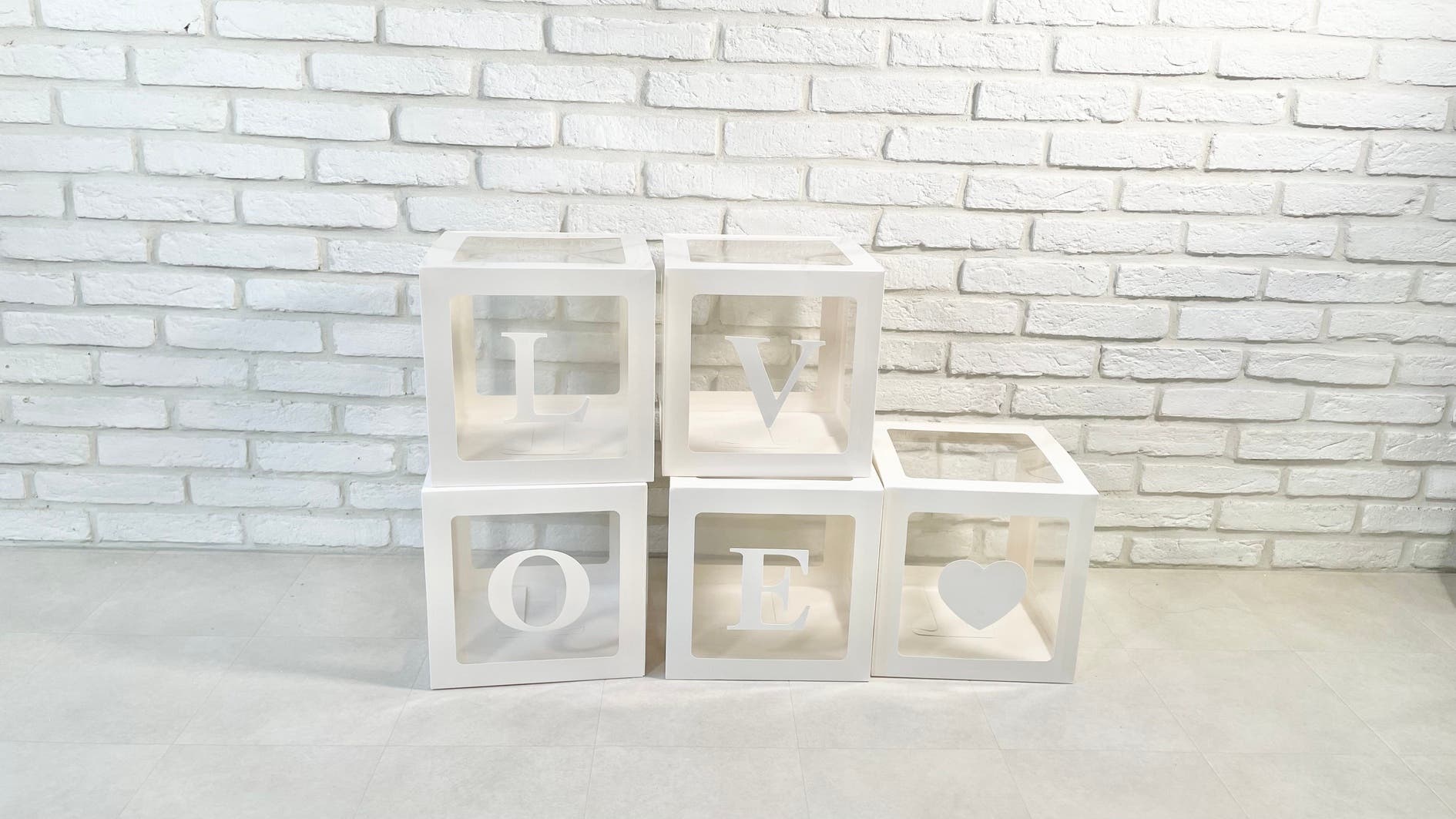 【クリスマスモード🎅2ショット分追加✨】最寄駅からの徒歩２分💘白レンガの壁｜白家具｜姫家具｜生誕祭・誕生会｜コスプレ｜女子会の写真16