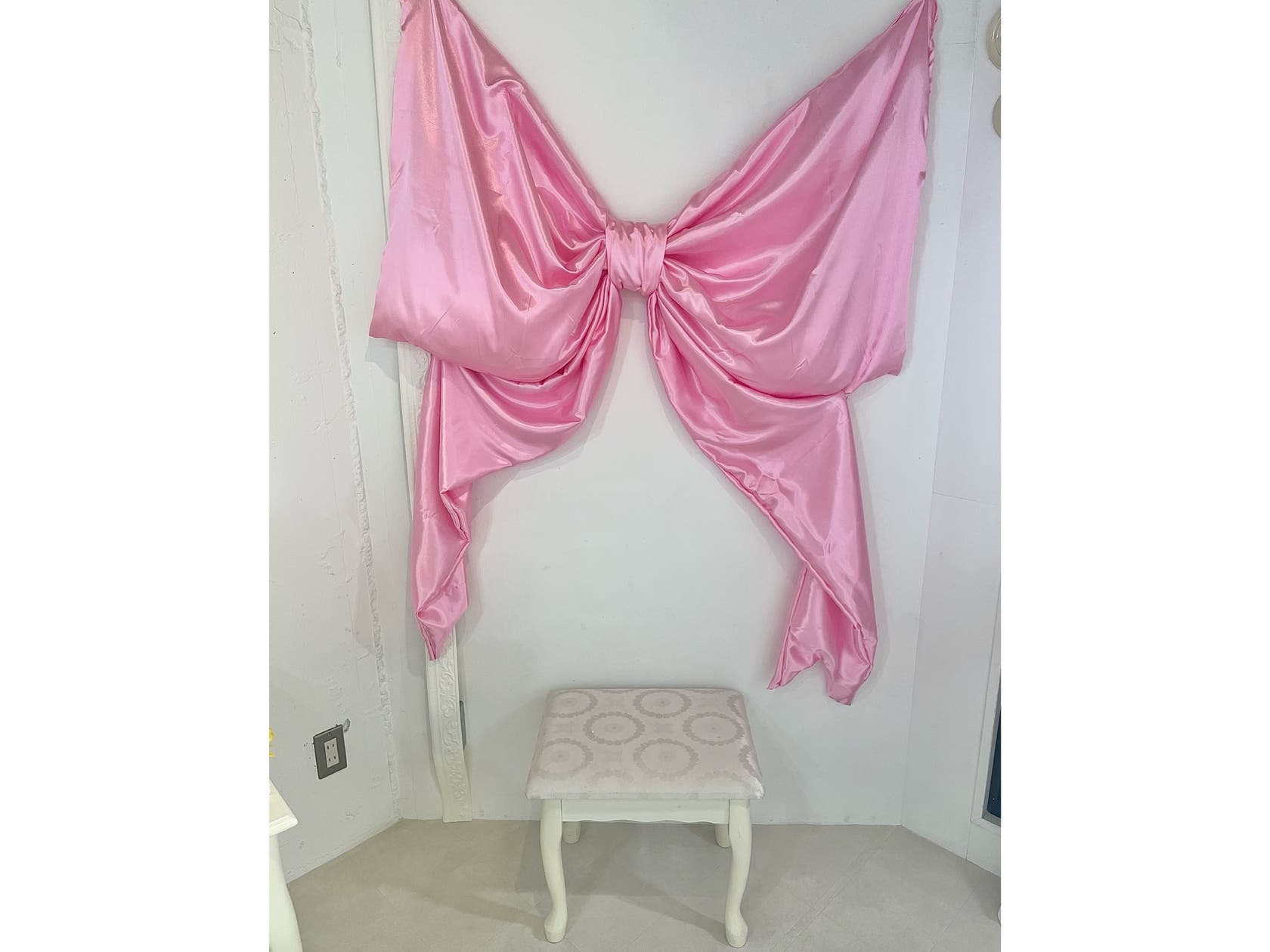 【クリスマスモード🎅2ショット分追加✨】最寄駅からの徒歩２分💘白レンガの壁｜白家具｜姫家具｜生誕祭・誕生会｜コスプレ｜女子会の写真10