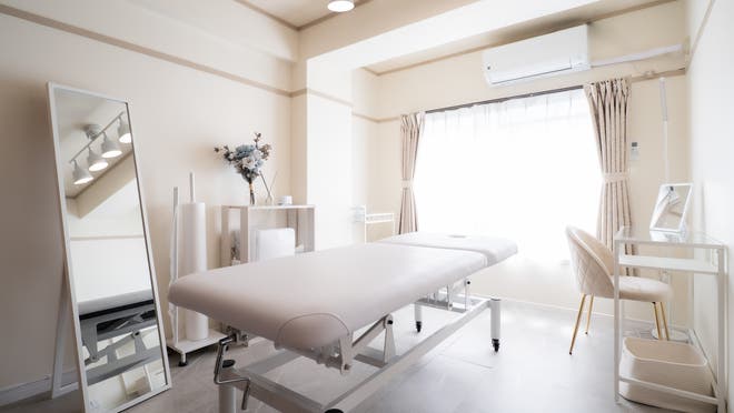 【🎉5月NEW🎉】池袋駅C3出口✨徒歩2分完全個室サロン | 静かな癒し空間💐| マッサージ | 整体 | エステの写真1