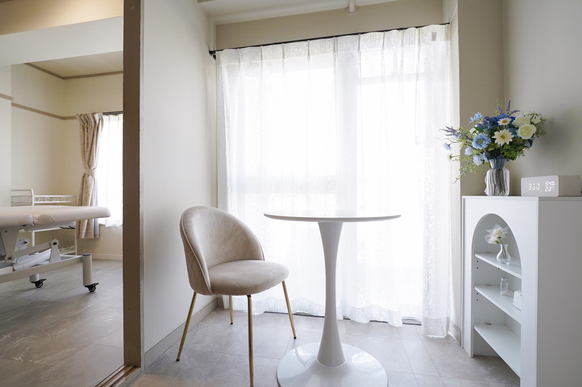 【🎉5月NEW🎉】池袋駅C3出口✨徒歩2分完全個室サロン | 静かな癒し空間💐| マッサージ | 整体 | エステの写真2