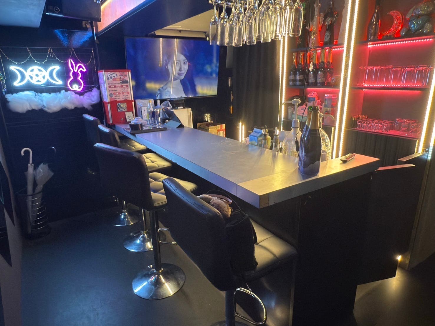 西武新宿徒歩1分のスタジオの写真2