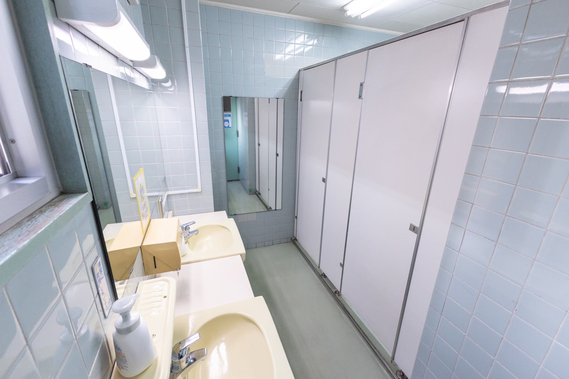 【田町駅徒歩5分☆スクール100名】無料Wi-Fi/会議・研修・セミナー・懇親会の写真28