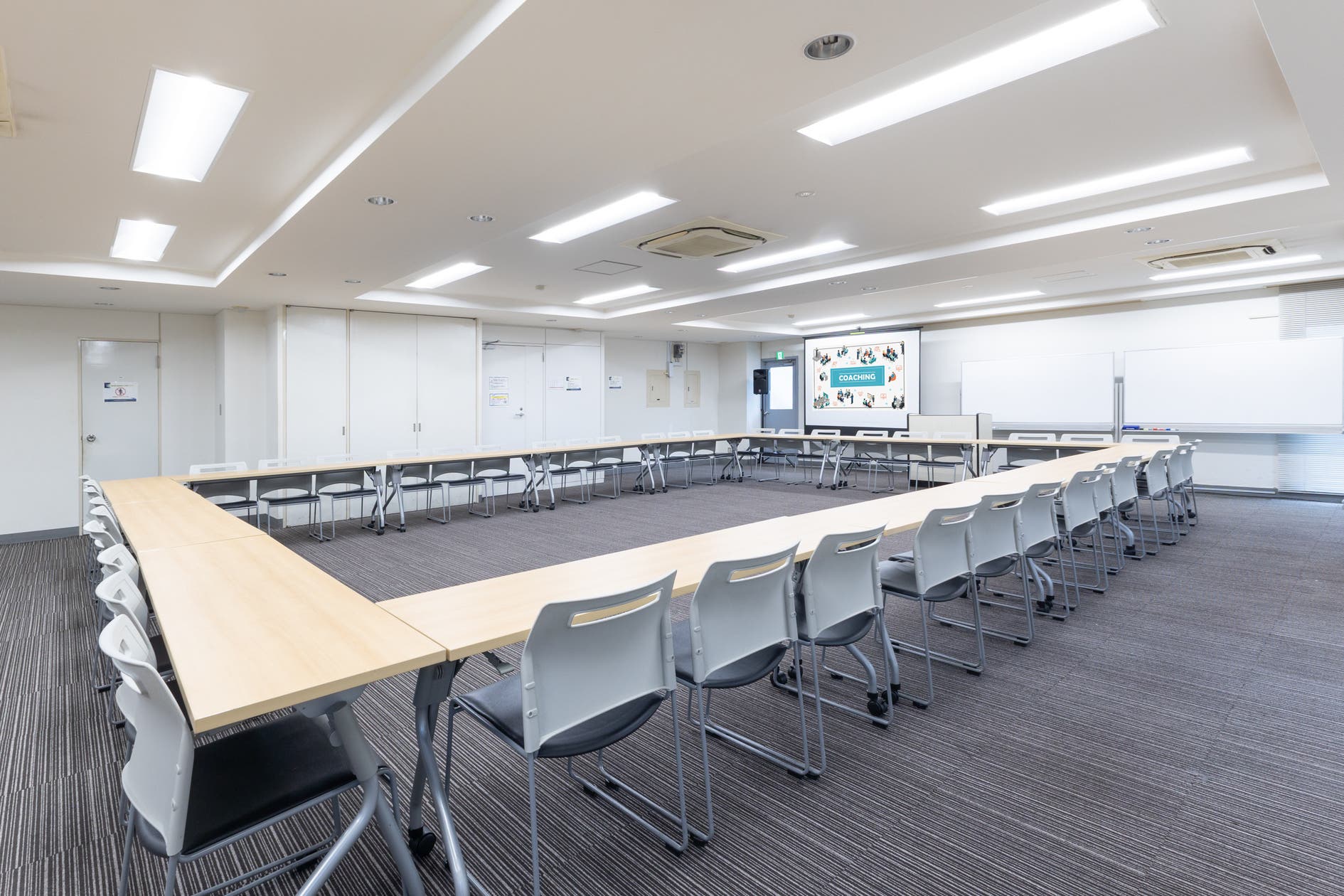 【田町駅徒歩5分☆スクール100名】無料Wi-Fi/会議・研修・セミナー・懇親会の写真8