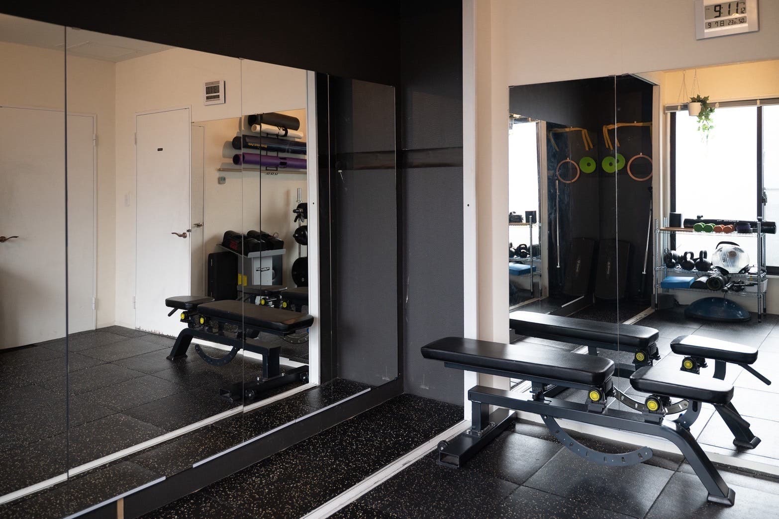 恵比寿・代官山徒歩4分の白基調のパーソナルジムの写真7