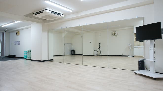 【OPENセール開催!】ダンススタジオ✨池下駅徒歩2分✨ダンス・ヨガ・撮影・ワークショップに!の写真1