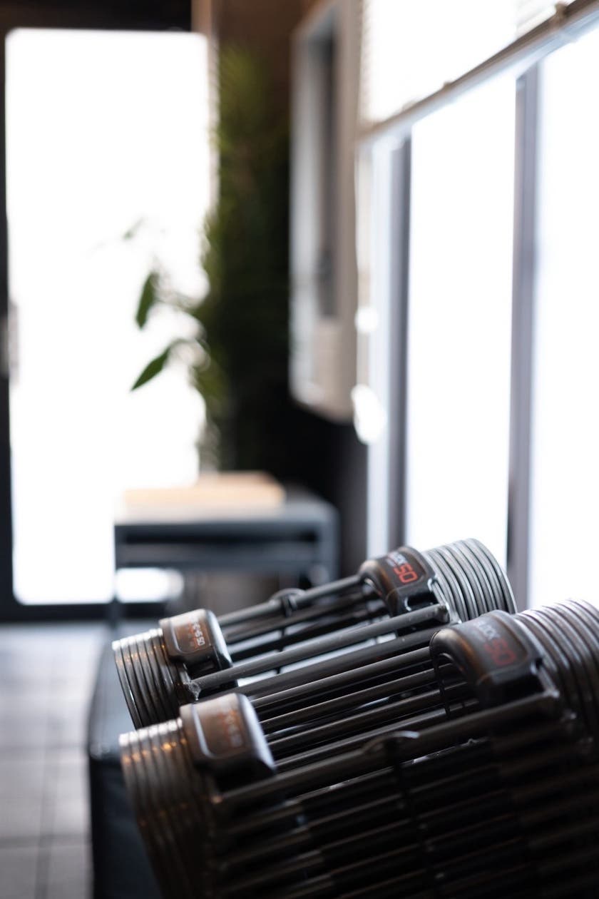 パーソナル指導やトレーニングに最適！30㎡広々トレーニングルームの写真5