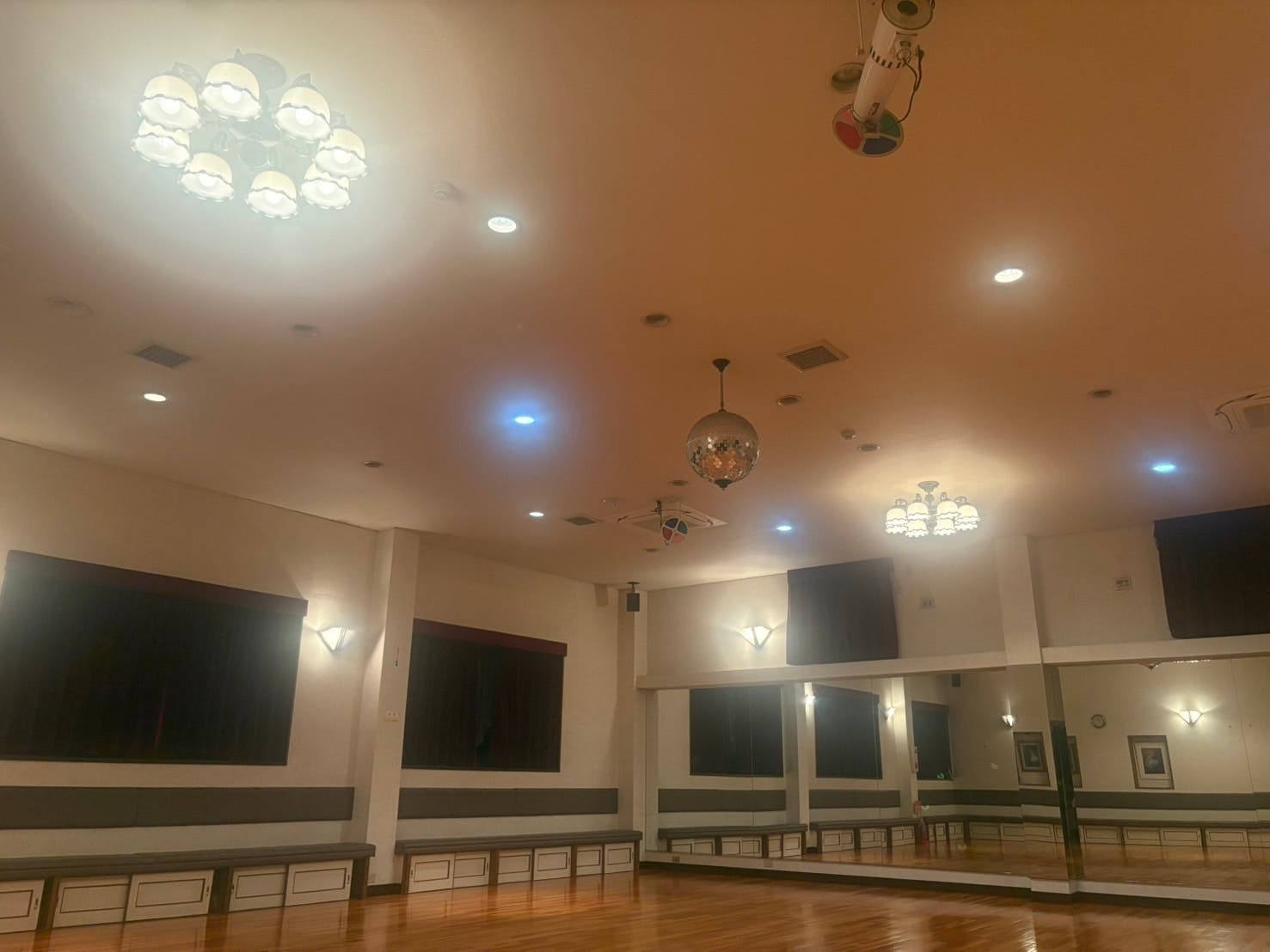 大人数～少人数お値段対応！広さ１１５㎡の多目的レンタルスペース2F　イベント・ダンスに利用できる鏡付きスタジオ【名古屋市中村区】の写真12