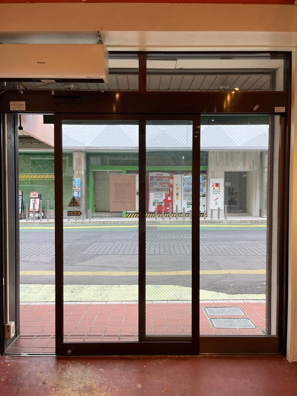 大宮駅から徒歩４分の美容室、古着屋、飲食店が立ち並ぶ人気のストリートの写真1