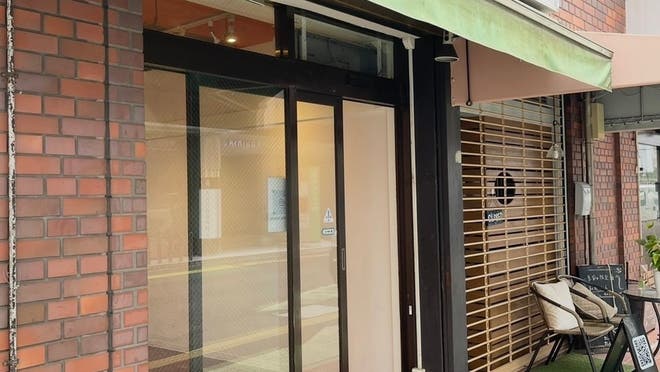 大宮駅から徒歩4分の美容室、古着屋、飲食店が立ち並ぶ人気のストリートの写真3