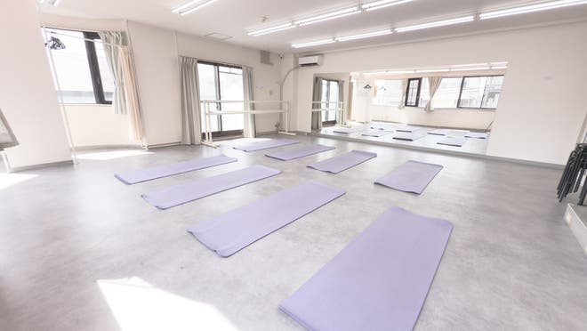 【春日野道駅5分】長時間割最大15%OFF✨地域最安値の広いスタジオでダンス、ヨガ、バレエができる⭐️バレエバーも設置⭐️の写真4