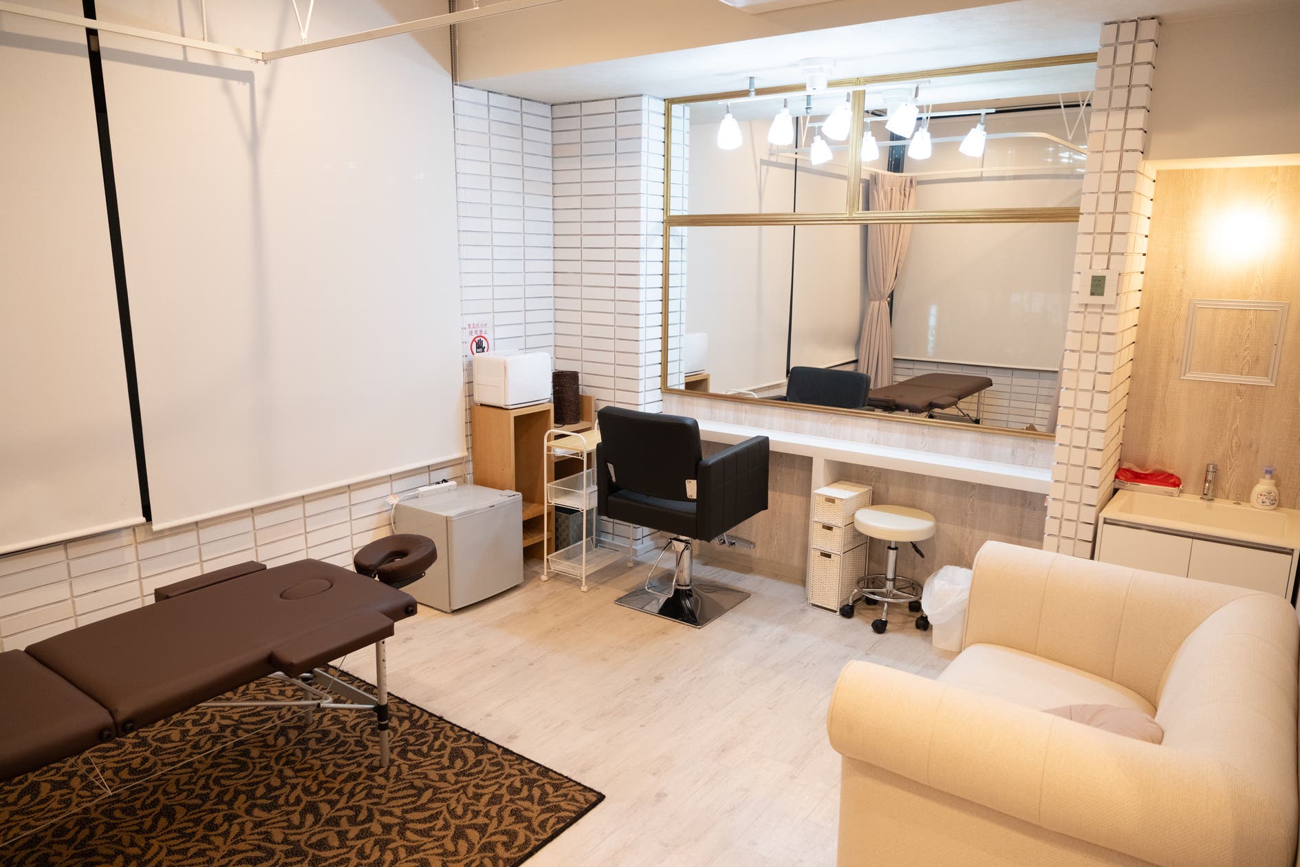 【荻窪駅3分の商業ビル】美容×癒し×楽しいを叶えるスペースの写真3