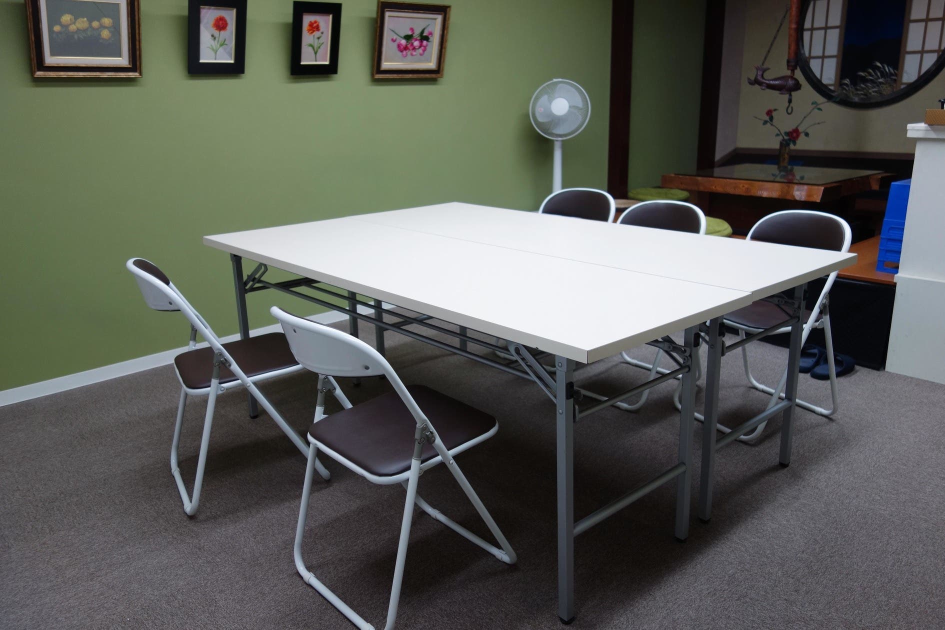 大久保駅目の前。和の趣を感じる、囲炉裏のあるアート空間の写真5