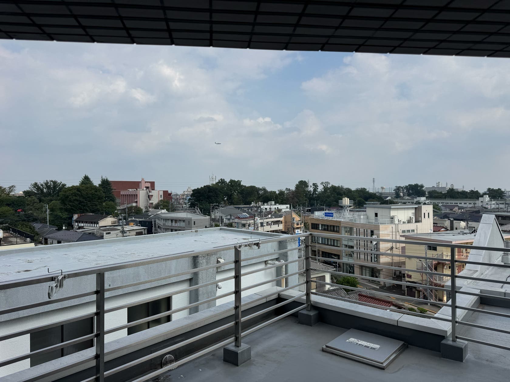 米軍機が間近で撮影できるマンションの１室の写真3