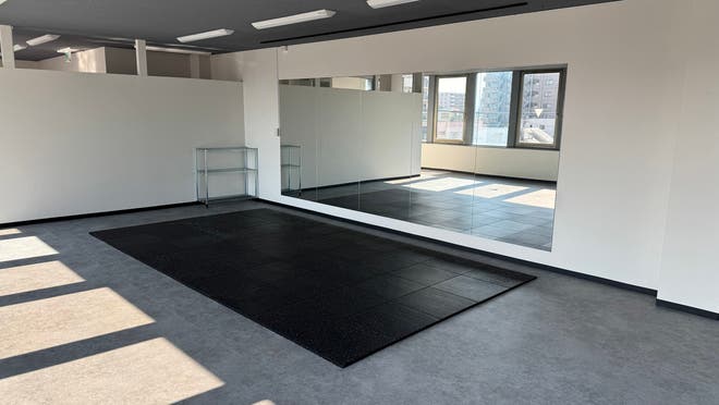 「1時間600円〜」平塚駅から徒歩5分のダンス演劇楽器演奏なんでもOK!レンタルスタジオ【ショート、YouTube動画撮影OK】の写真3