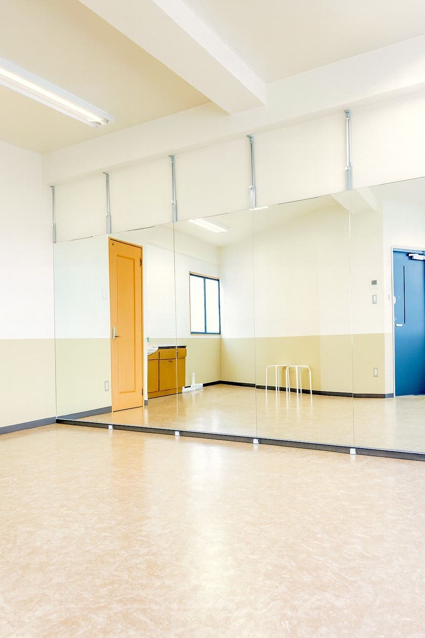 熊谷駅前徒歩1分💃✨少人数特化型スタジオ✨近くにコンビニ多数・レンタルダンススタジオ４階の写真4