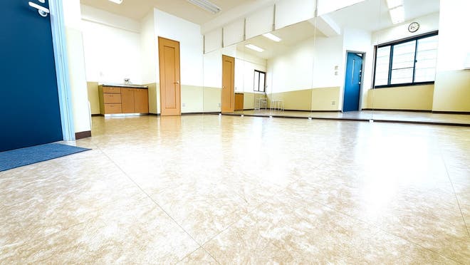 熊谷駅前徒歩1分💃✨少人数特化型スタジオ✨近くにコンビニ多数・レンタルダンススタジオ4階の写真6