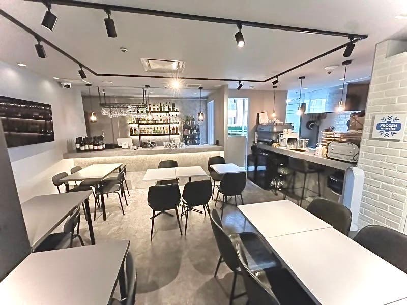 【新橋駅 徒歩1分】ロケ収録、YouTube撮影📸出張料理・料理教室🌟試飲会🍷オフ会✨街コン🍃会議・打合せ・交流会🖊の写真1