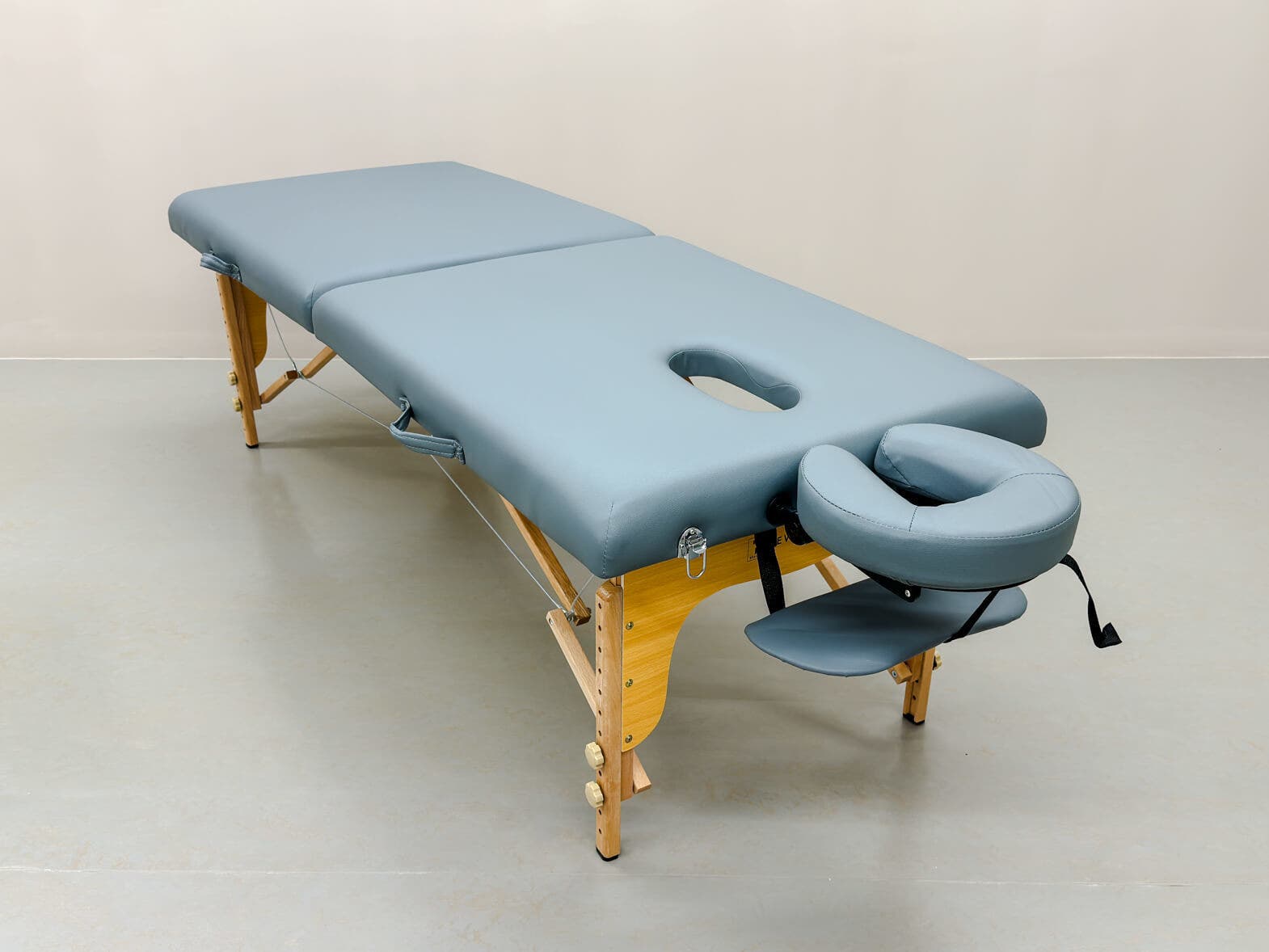 西永福駅徒歩1分！ヨガ・ピラティスのグッズ充実。47㎡の広々空間。施術ベッド6台机に椅子も。グッズや設備は全て無料☺︎の写真20