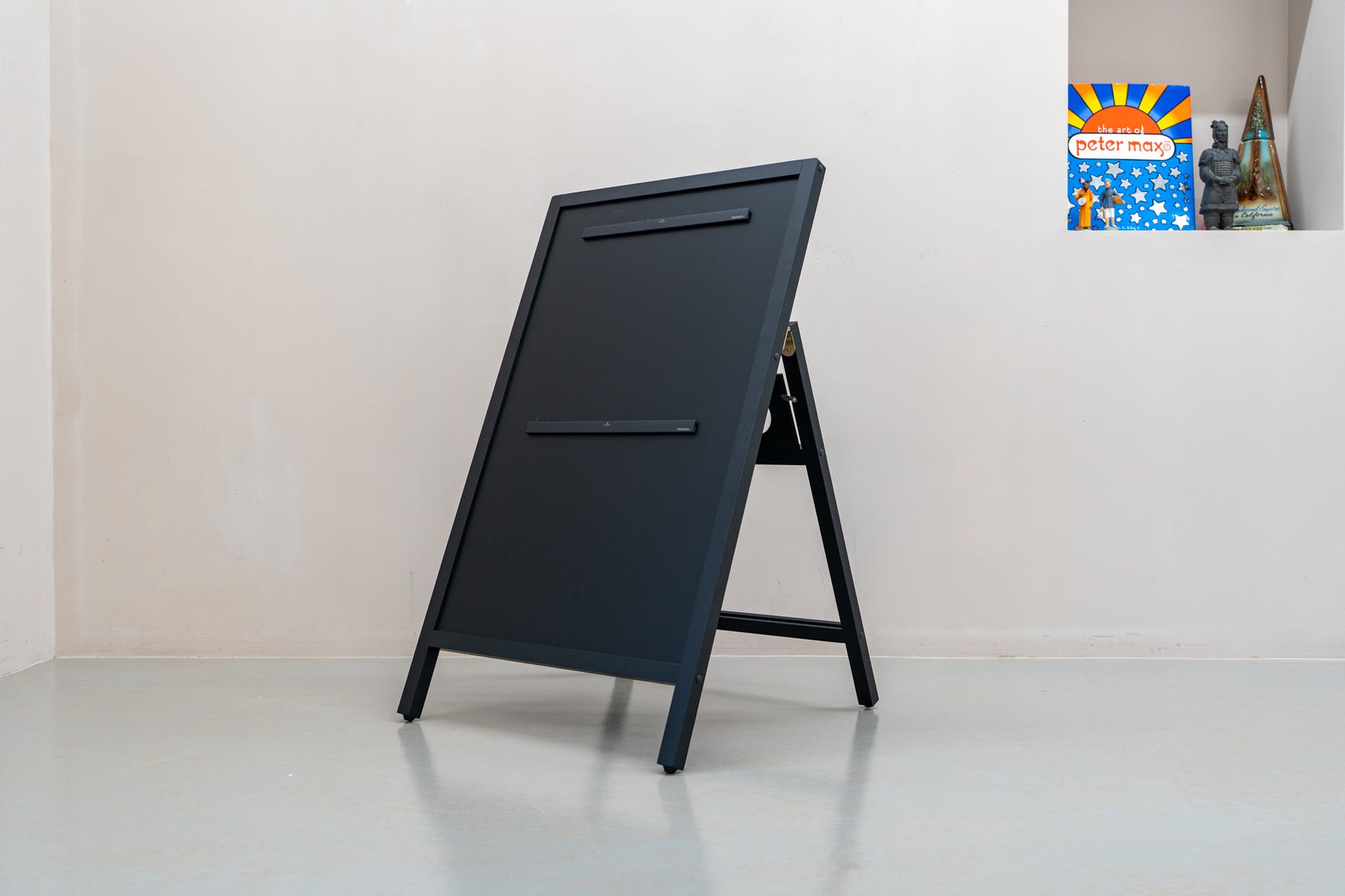 西永福駅徒歩1分！ヨガ・ピラティスのグッズ充実。47㎡の広々空間。施術ベッド6台机に椅子も。グッズや設備は全て無料☺︎の写真21