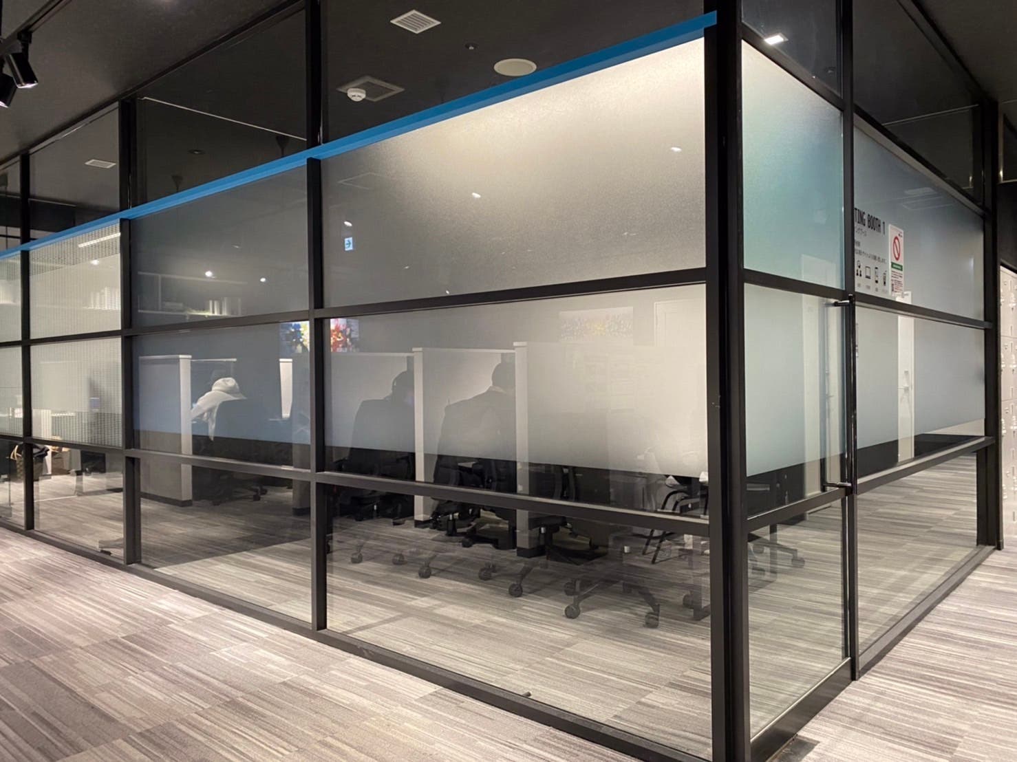 【BIZcomfort浜松】駅から徒歩9分！8名用会議室。受付スタッフ滞在打合せ/商談/面接/WEB会議/テレワーク/レッスンの写真3