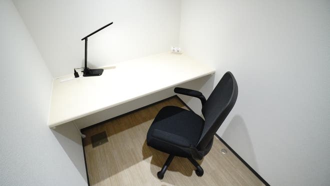 <UPオフィス水道橋 B104号室>水道橋駅徒歩3分🚃1人用個室🚪光回線Wi-Fi📶電源🔌リモートワーク/Web面接/作業の写真1