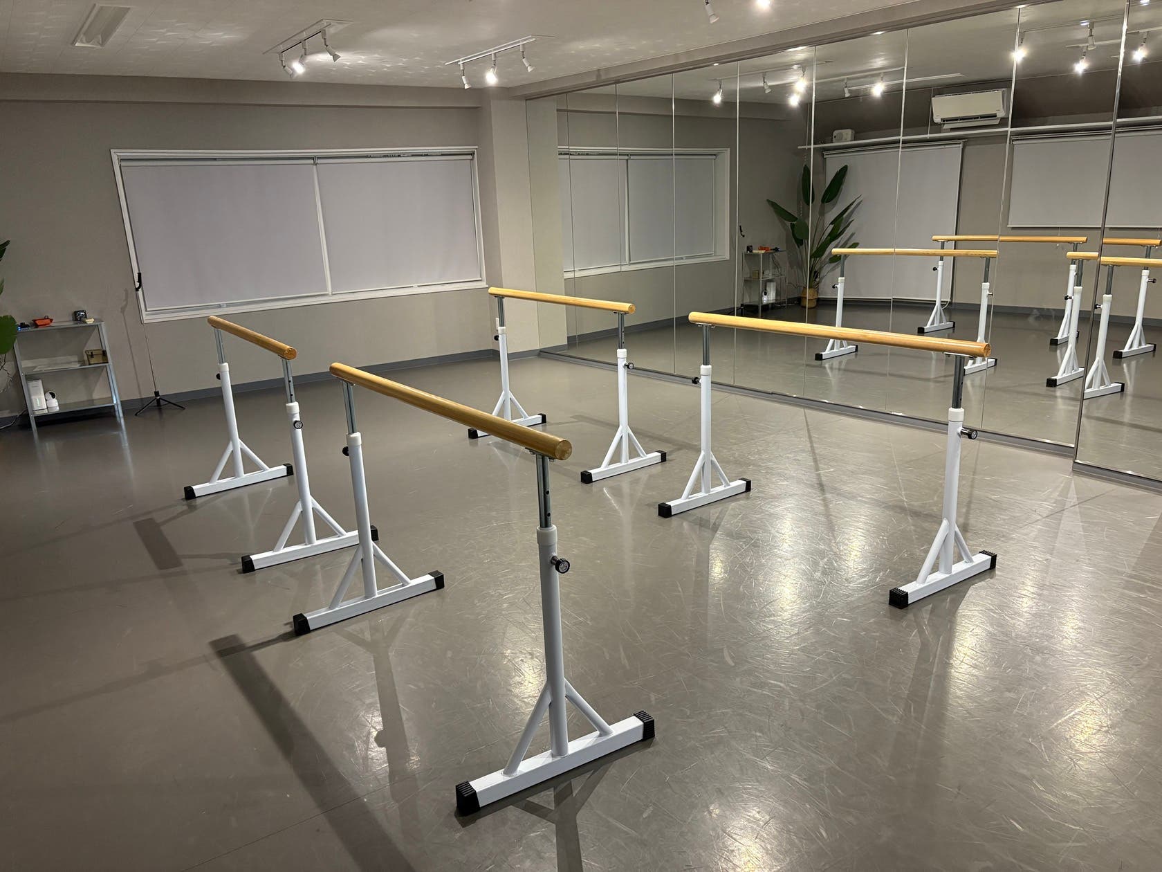 東伏見駅前のダンススタジオの写真3