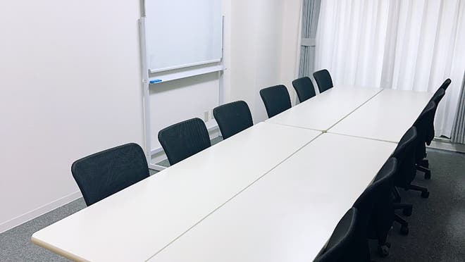 新宿最安値!新OPEN!【新宿駅9分】会議・レッスンに12名着席OK!WIFI完備/飲食可能・少人数パーティーもの写真1