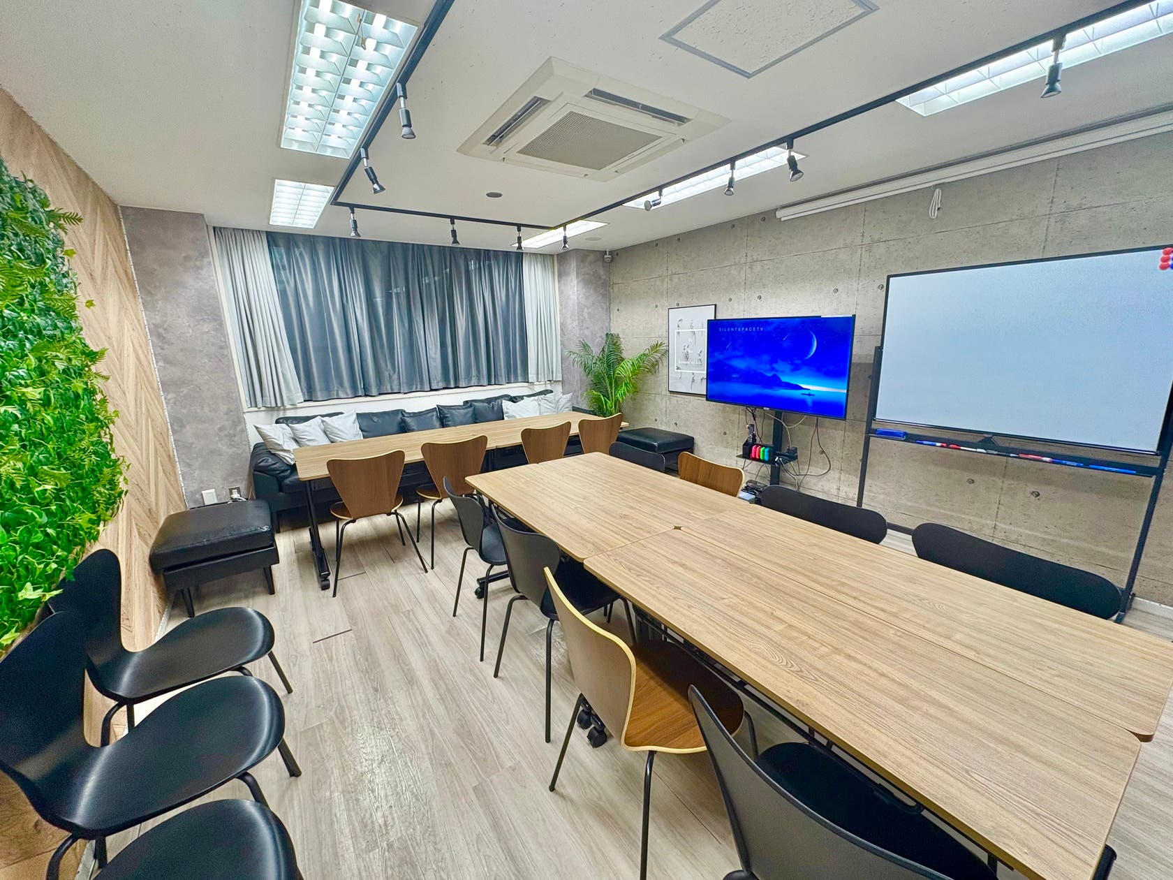 最大24名｜24時間営業｜最新人気ゲーム機｜新宿御苑｜懇親会も出来る会議室｜ビジネス会議、セミナー、ボードゲーム_482の写真15